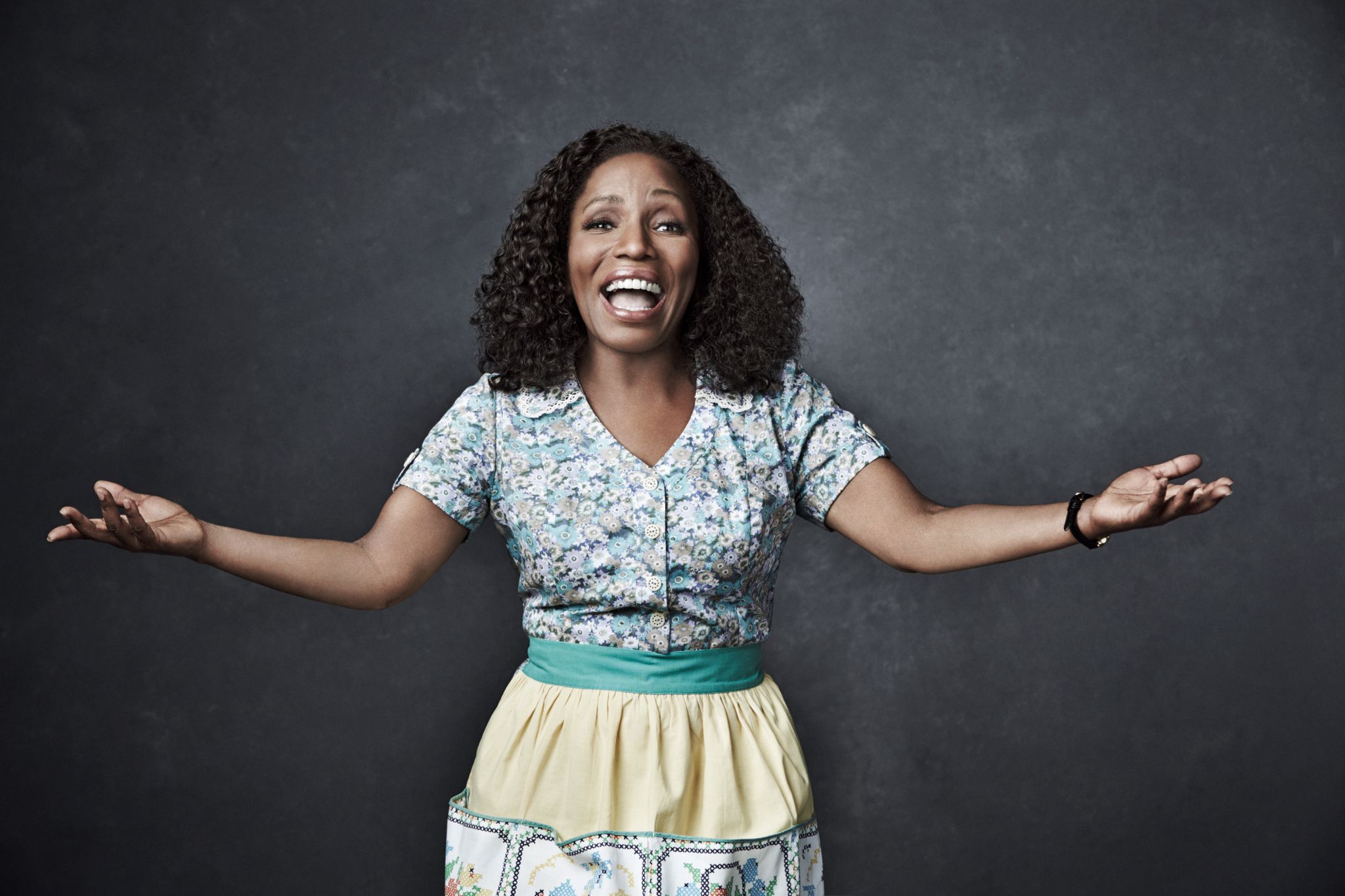 Stephanie Mills Drops New Music ‘Let’s Do The Right Thing’ [Music Video]