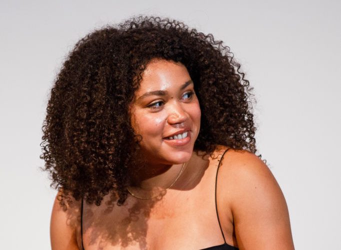 Bridgerton Star Ruby Barker Has Psychotic Breaks Calls Out Netflix